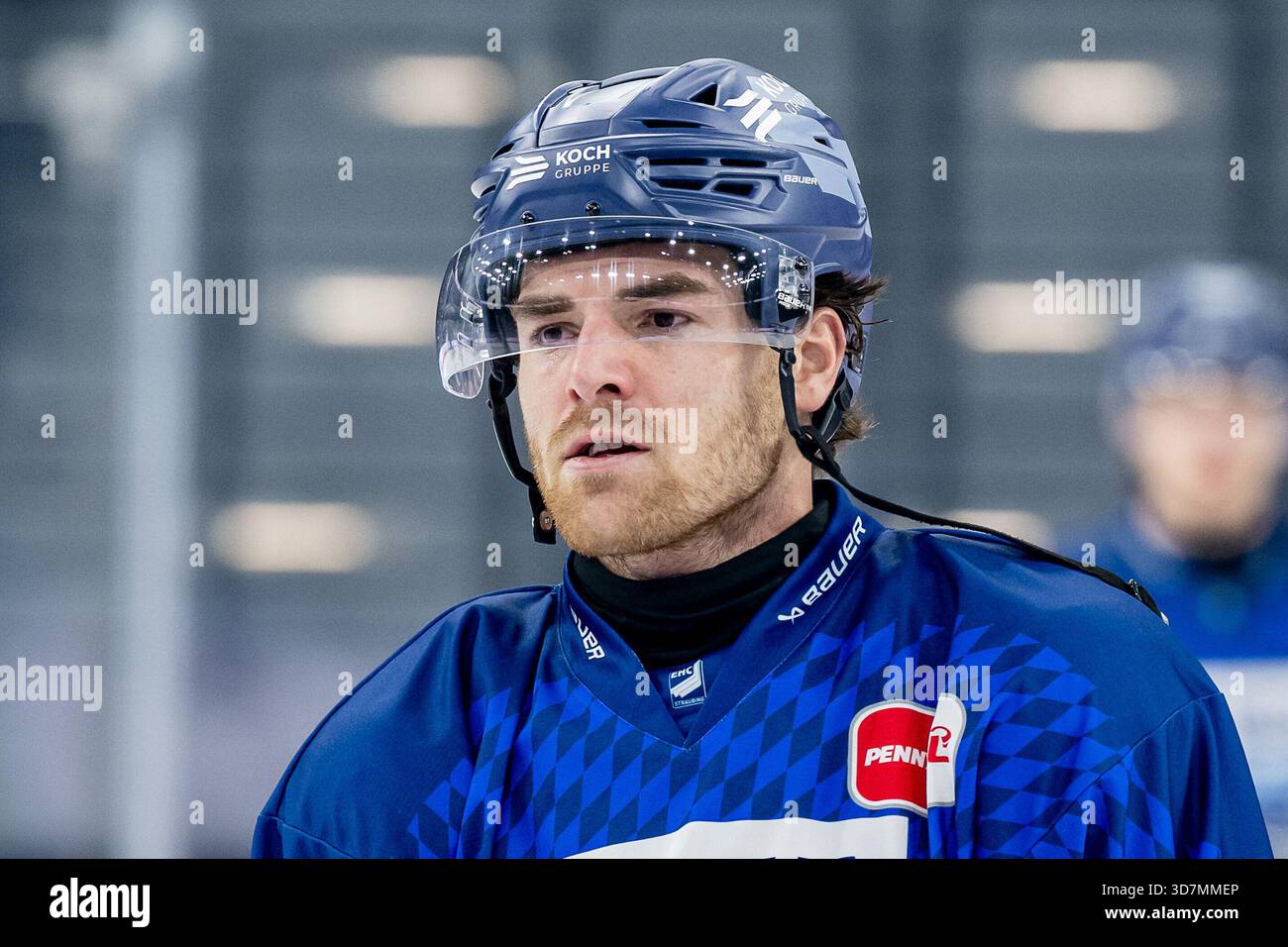 Josh Melnick (Straubing Tigers, #37) / Portrait / Portrait GER, EHC Red ...