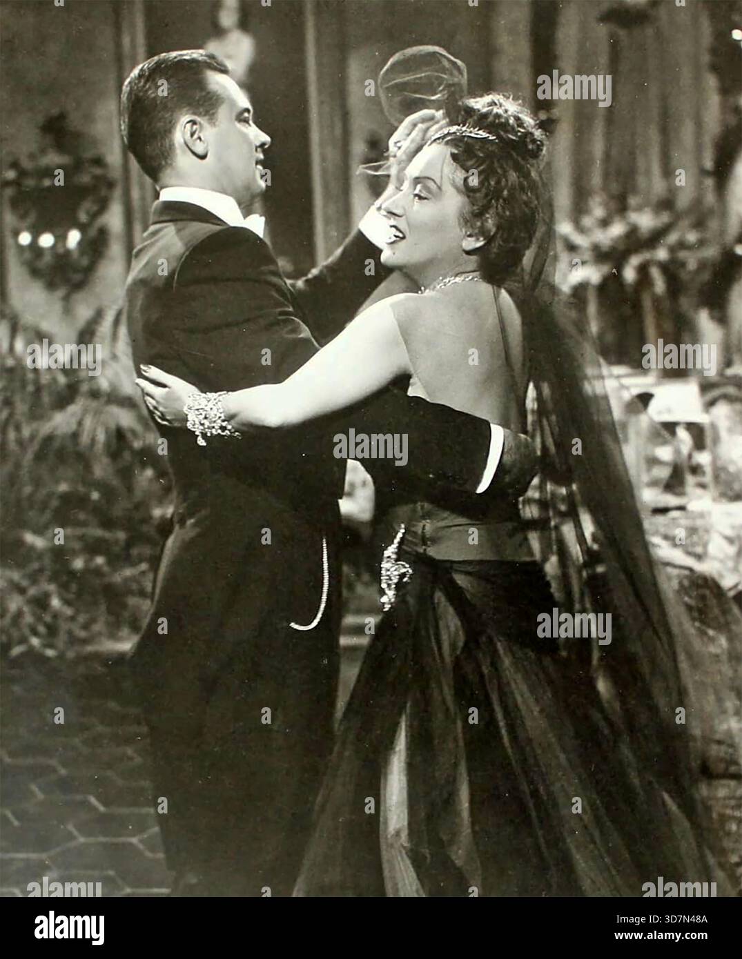 SUNSET BOULEVARD 1950 Paramount Pictures film with Gloria Swanson as ...