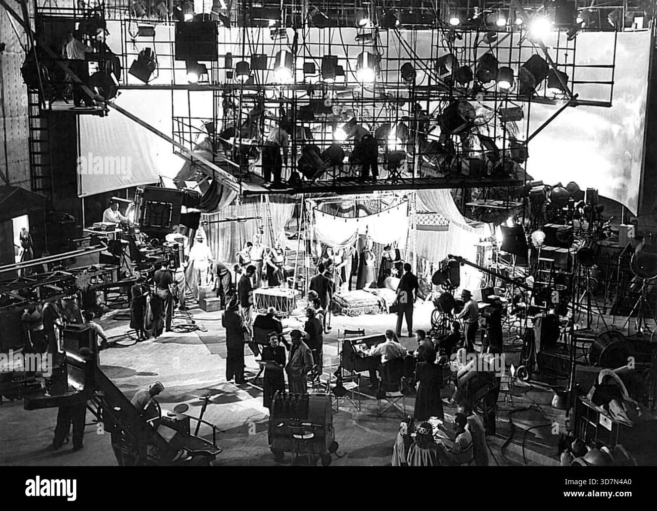 Film lot 1950 hi-res stock photography and images - Alamy