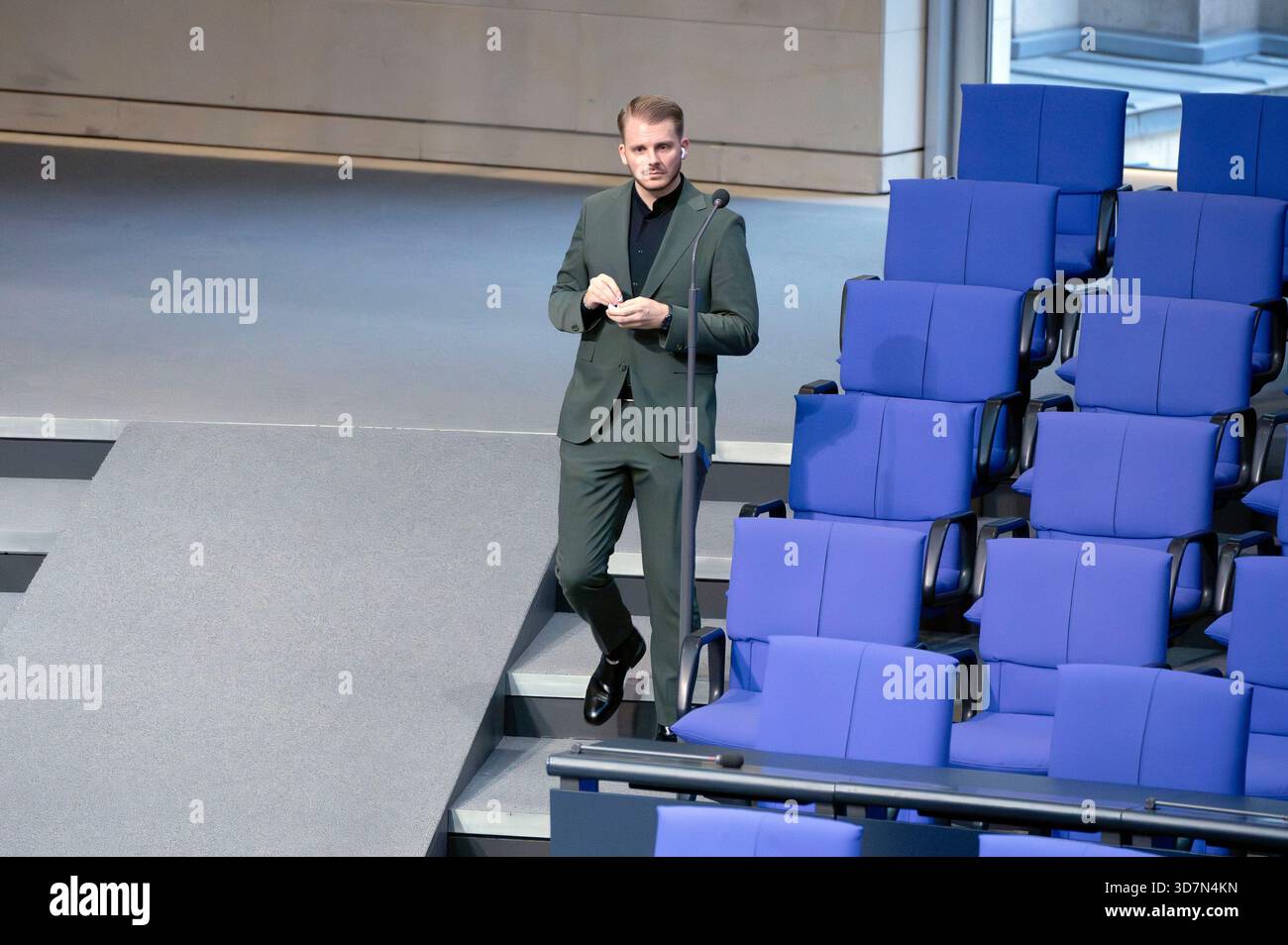 Tim Klüssendorf in the 43rd session of the 21st German Bundestag in the ...