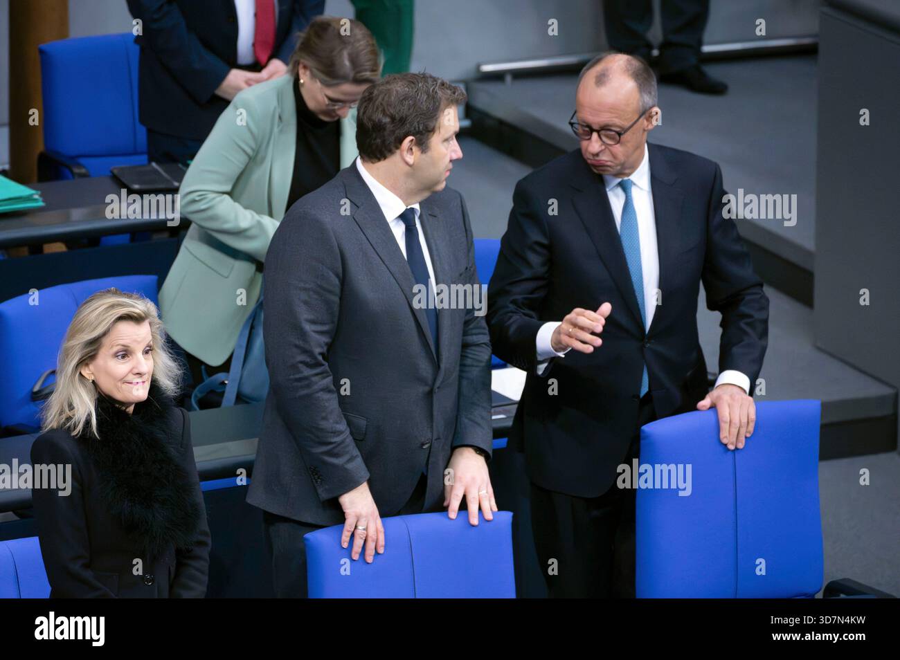 Lars Klingbeil and Friedrich Merz in the 43rd session of the 21st ...