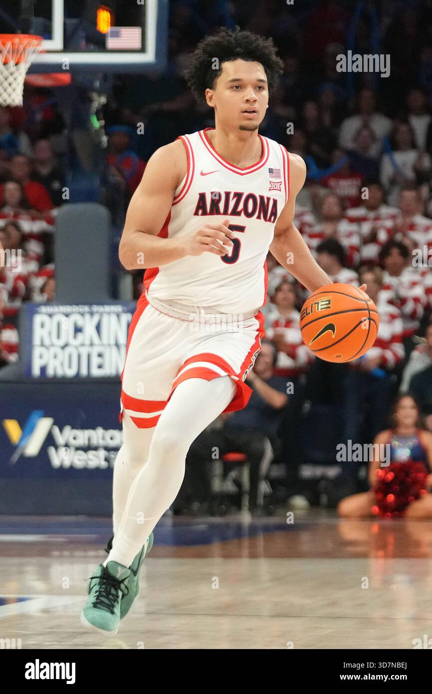 Arizona Wildcats guard Brayden Burries (5) during of an NCAA college ...