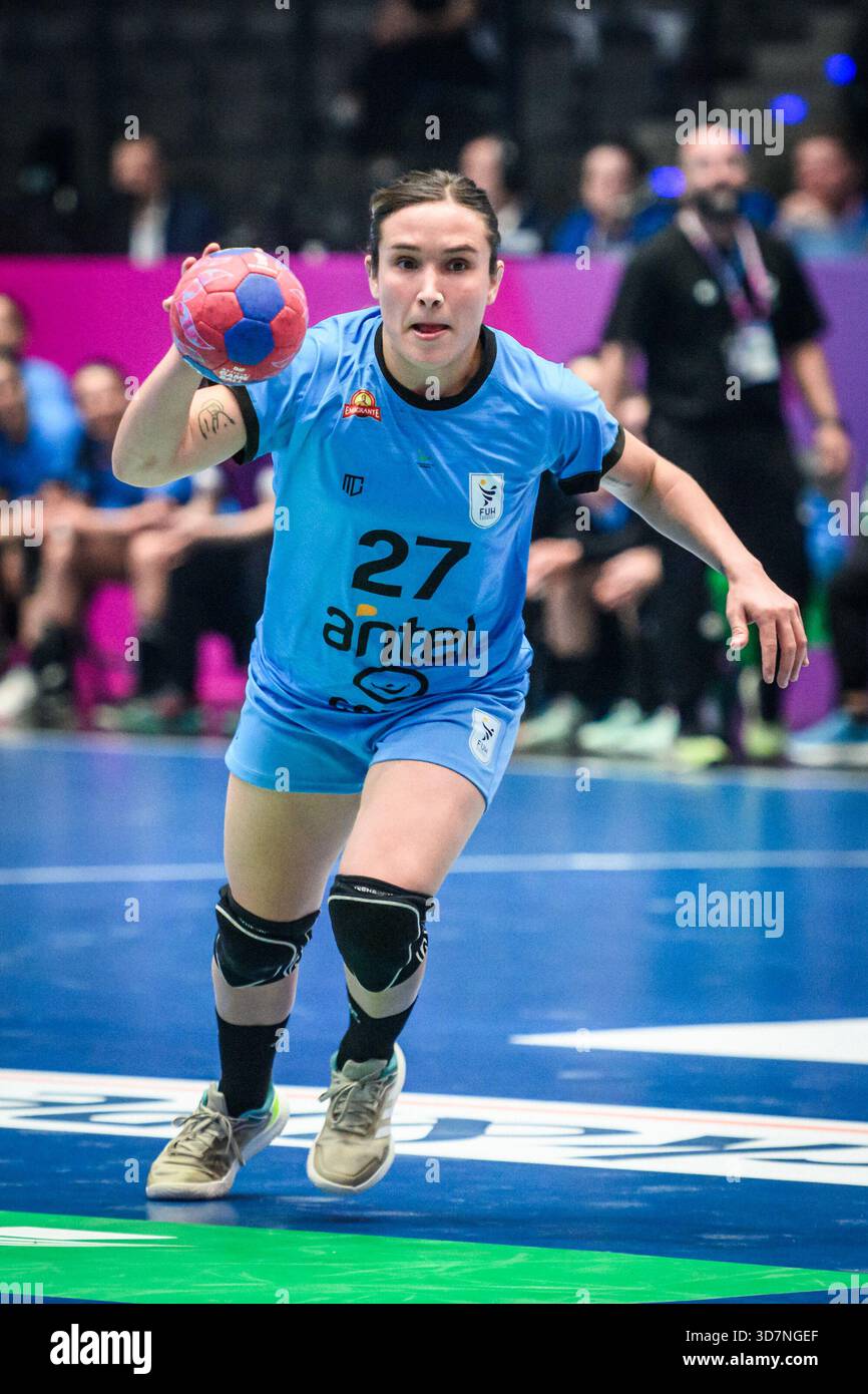 Paula Eastman Rueger (Uruguay, #27) GER, Serbia - Uruguay, Handball ...