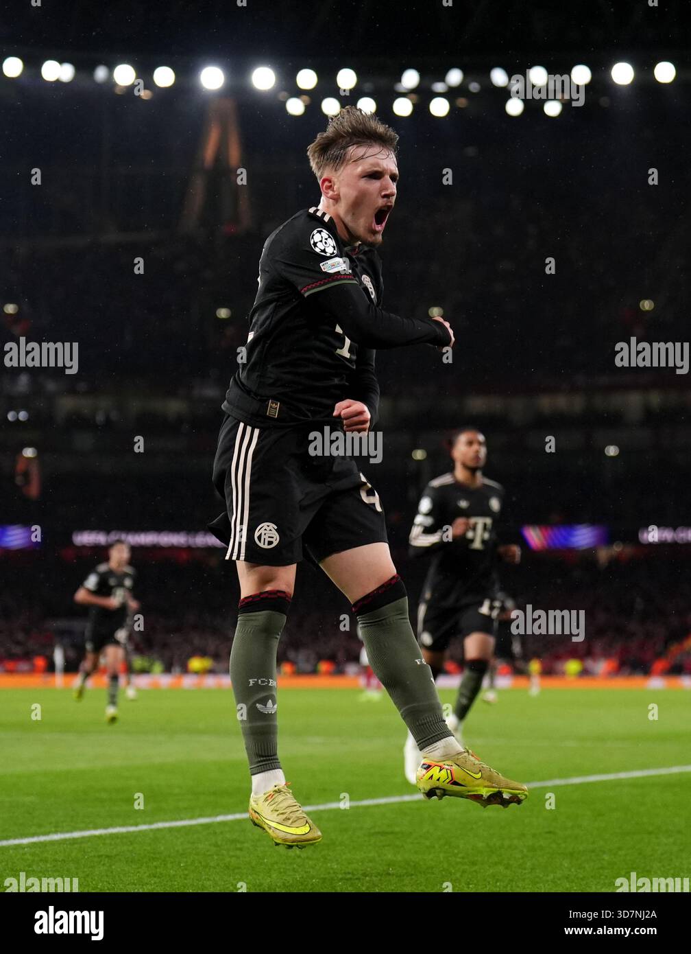 Lennart karl champions league goal hi-res stock photography and images ...