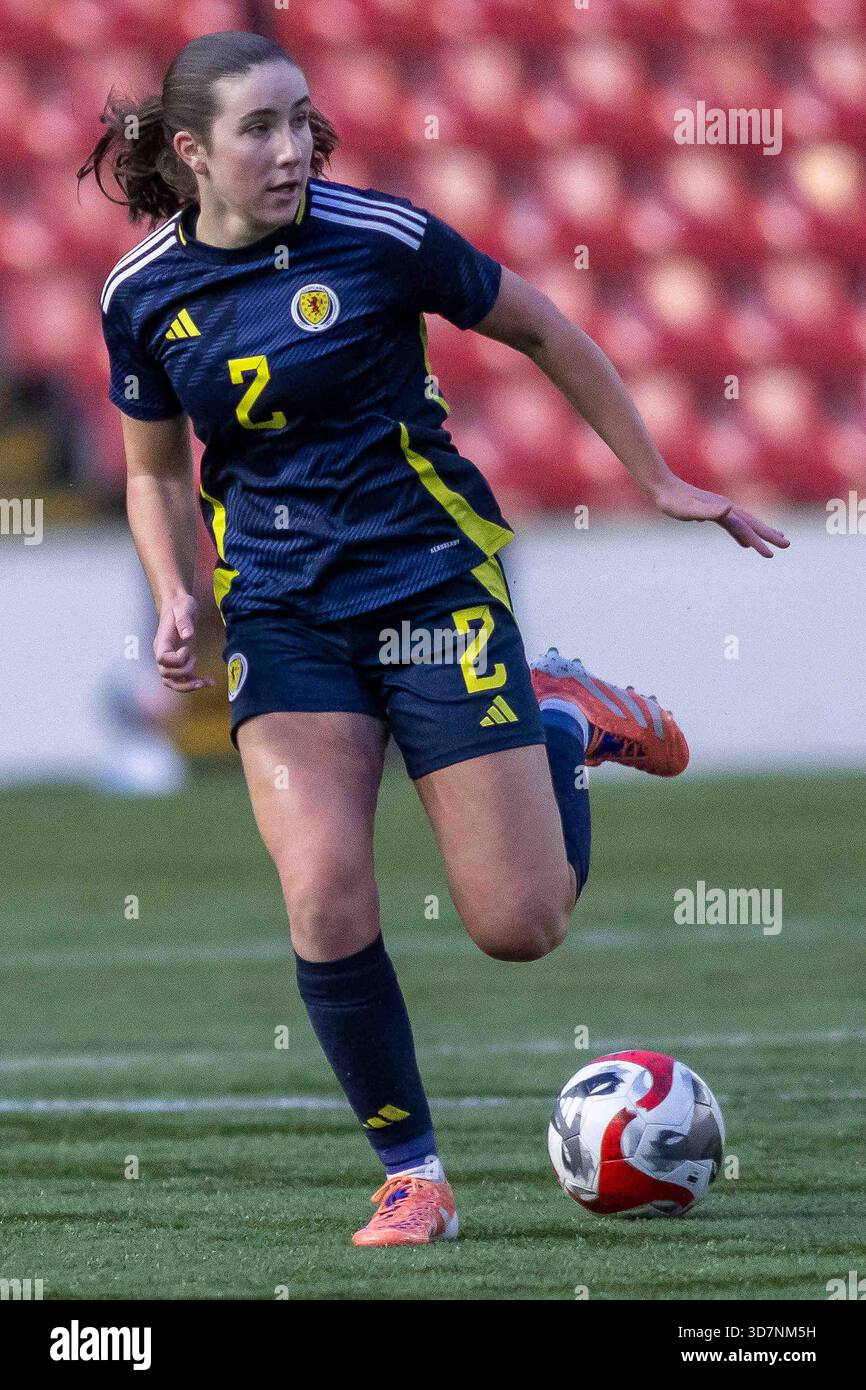 Cumbernauld, Scotland. 26 November 2025. Jess Husband (Heart of ...