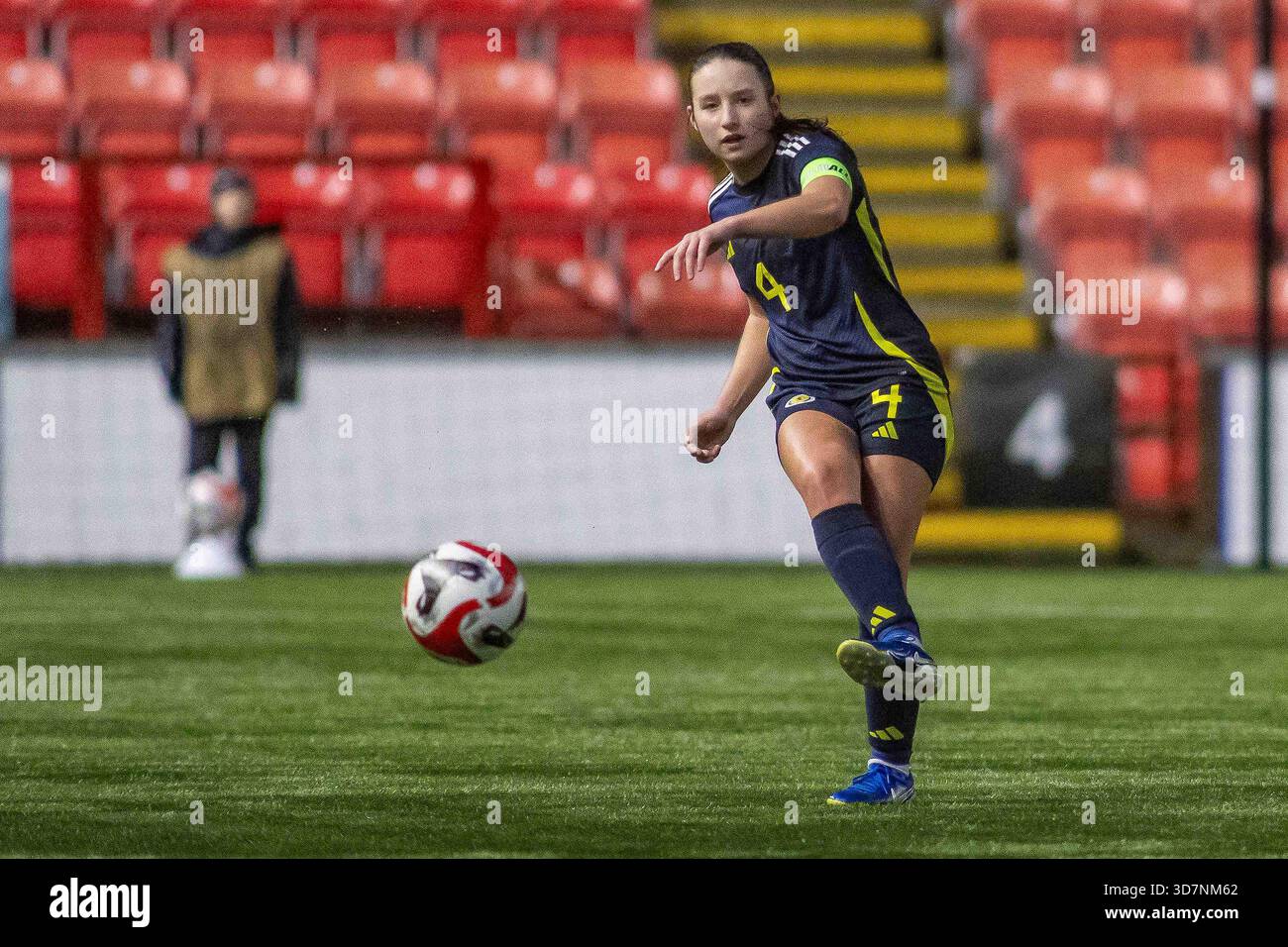 Cumbernauld, Scotland. 26 November 2025. Erin Husband (Heart of ...