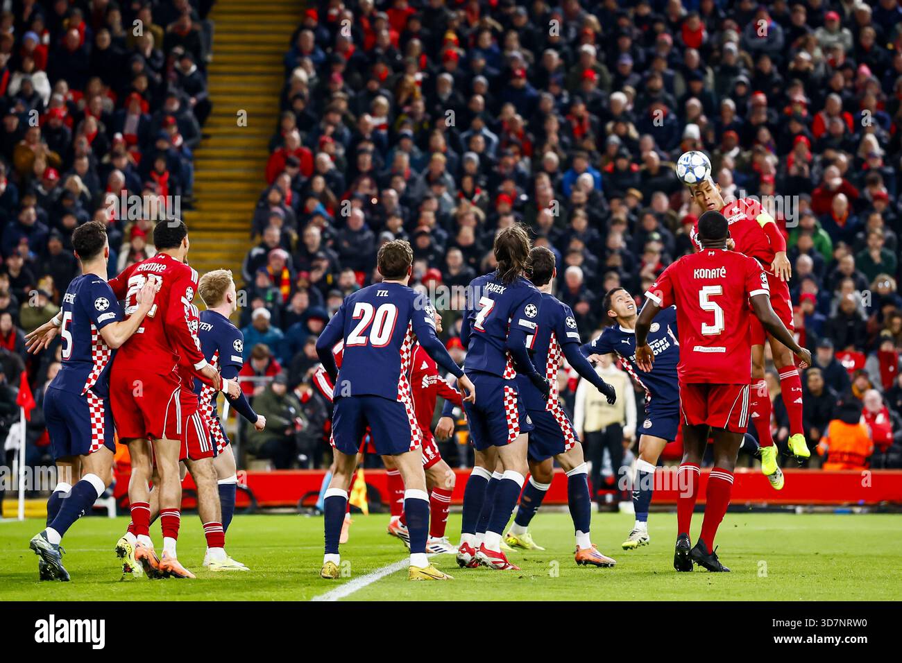 LIVERPOOL - Virgil van Dijk of Liverpool FC (right) during the ...