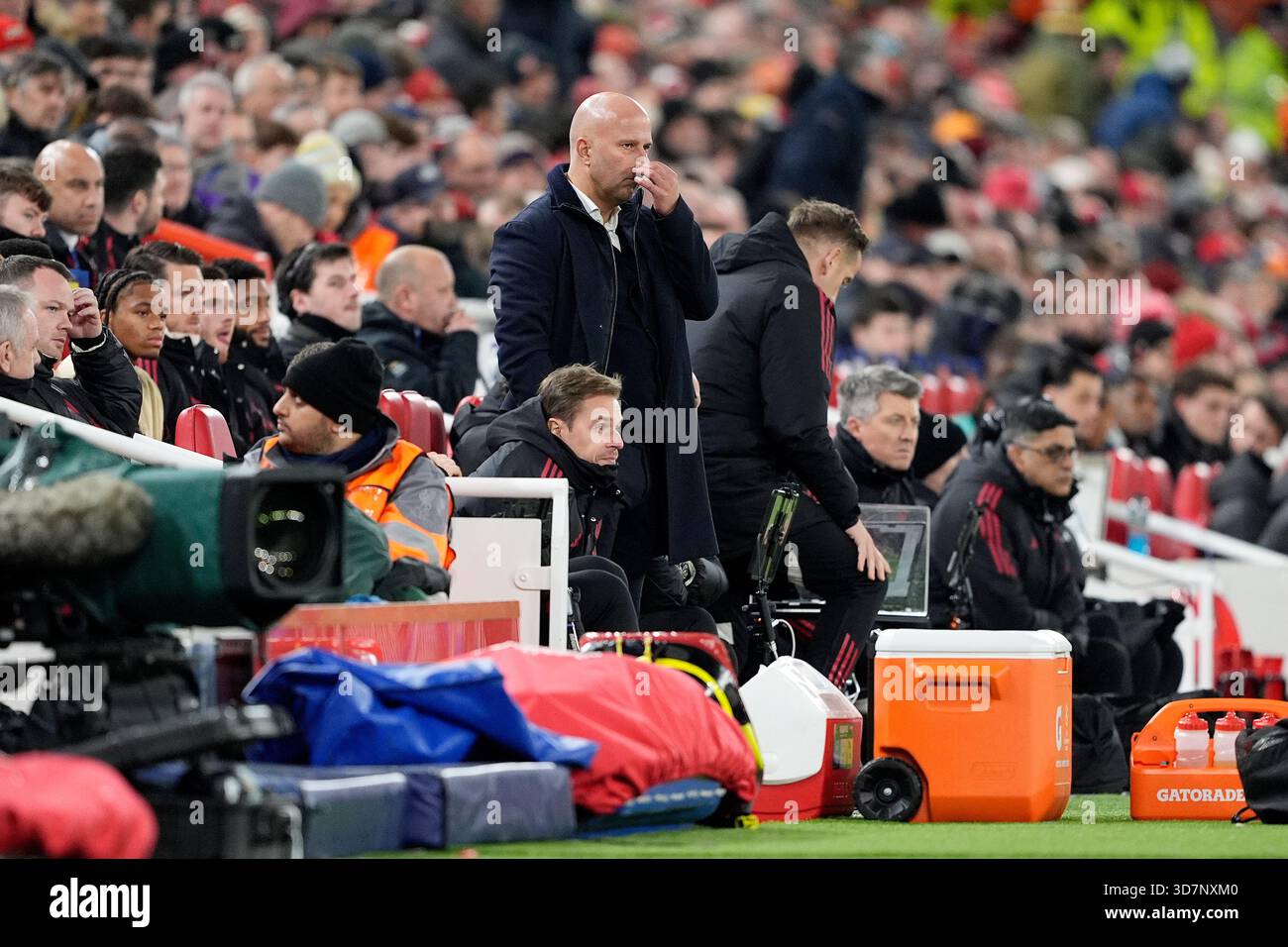 Liverpool manager Arne Slot reacts in the dugout during the UEFA ...