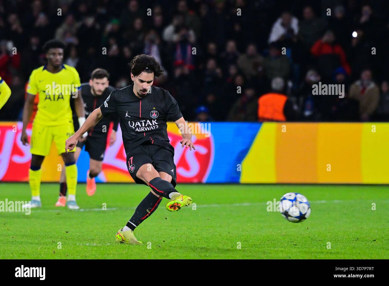 26th November 2025; Parc des Princes, Paris, France; Champions League ...