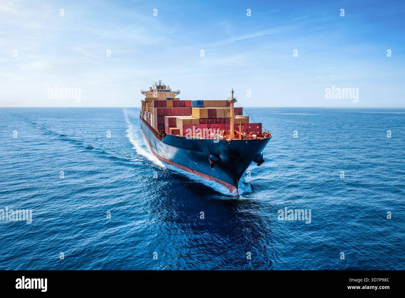 Boat traveling on calm water hi-res stock photography and images - Alamy