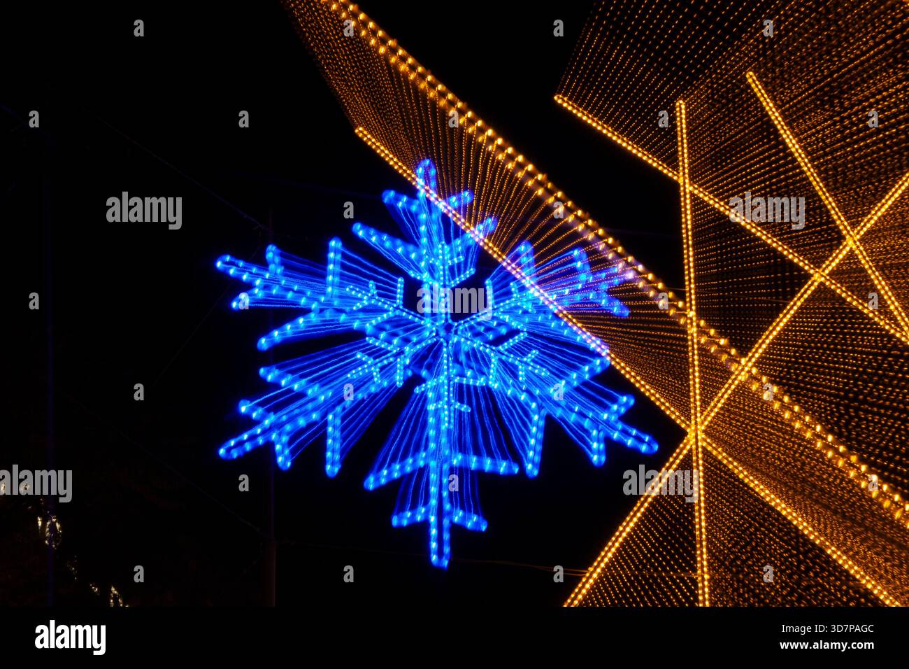 Christmas lights garlands decorations hi-res stock photography and ...