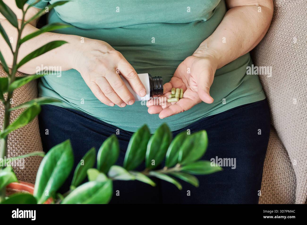 Close up obese senior hi-res stock photography and images - Alamy