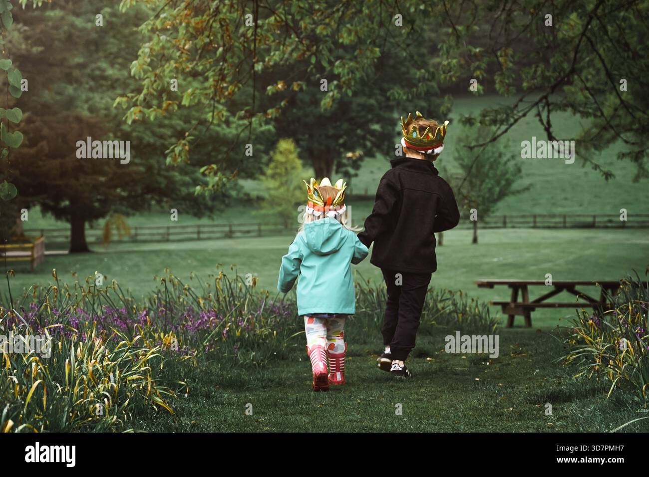 Back view children fancy dress hi-res stock photography and images - Alamy