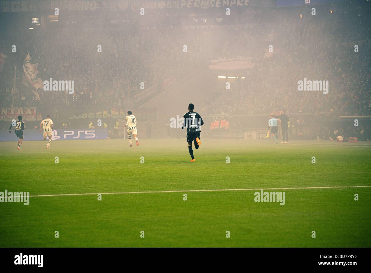 Bergamo match hi-res stock photography and images - Alamy