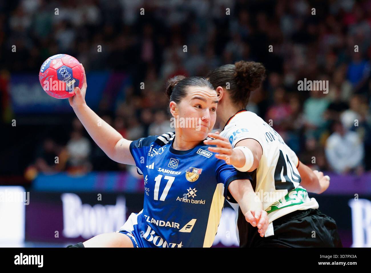 17 and aimee von pereira dhb hi-res stock photography and images - Alamy
