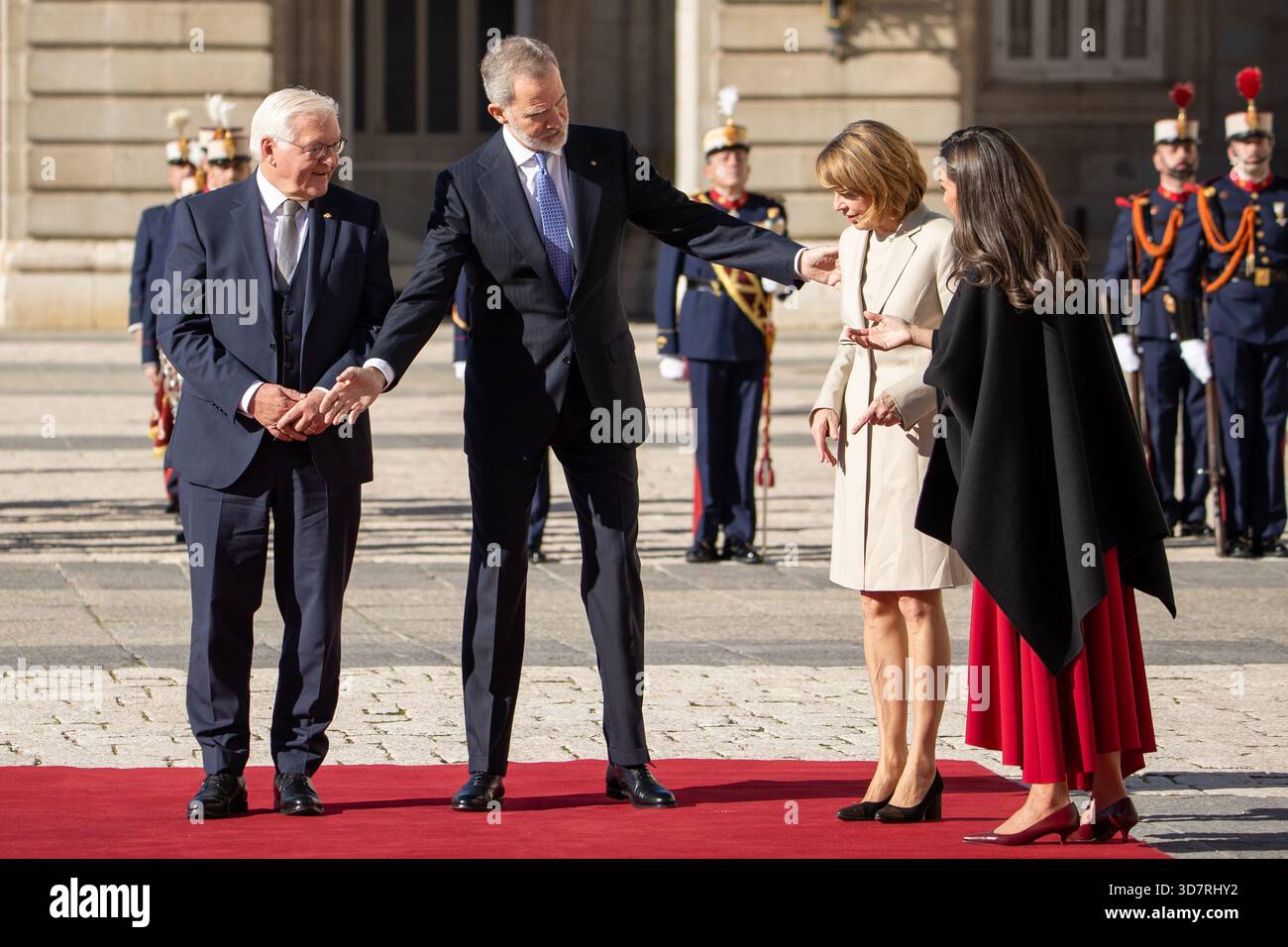 From left to right: President of the Federal Republic of Germany, Frank ...