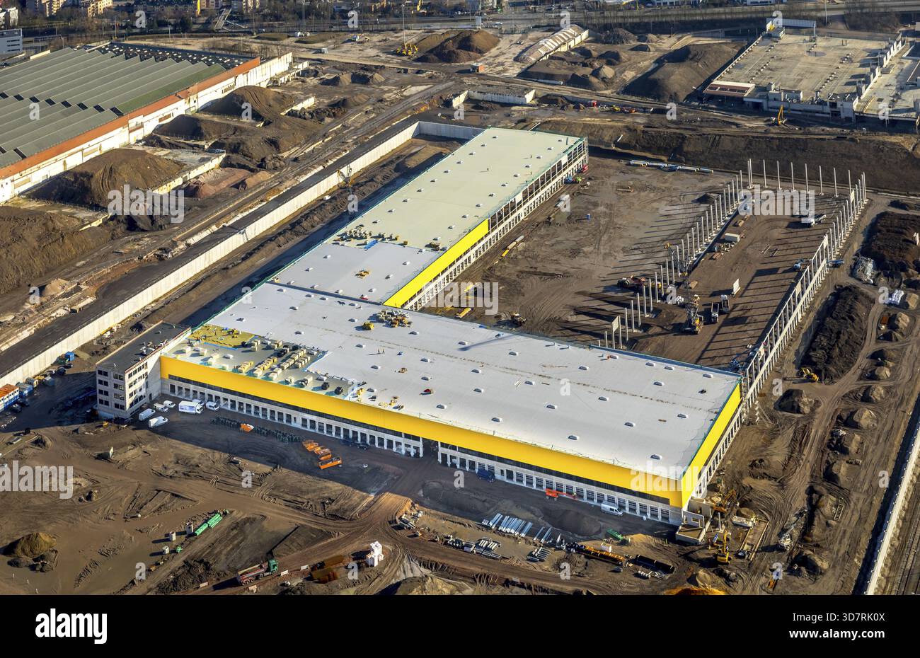 As announced, Post subsidiary DHL is building a mega parcel center on ...