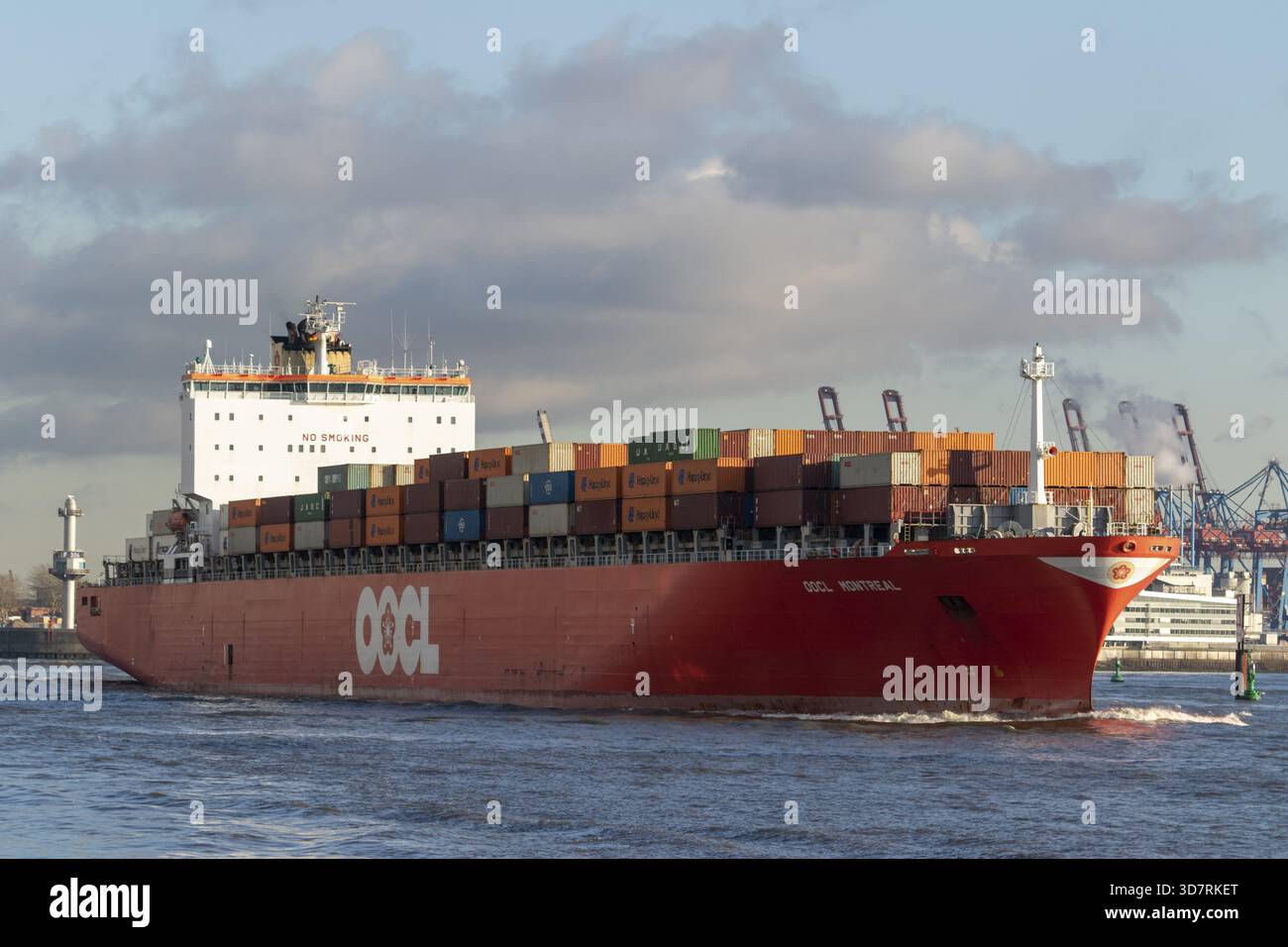 Container ship OOCL Montreal operated by the shipping company Orient ...