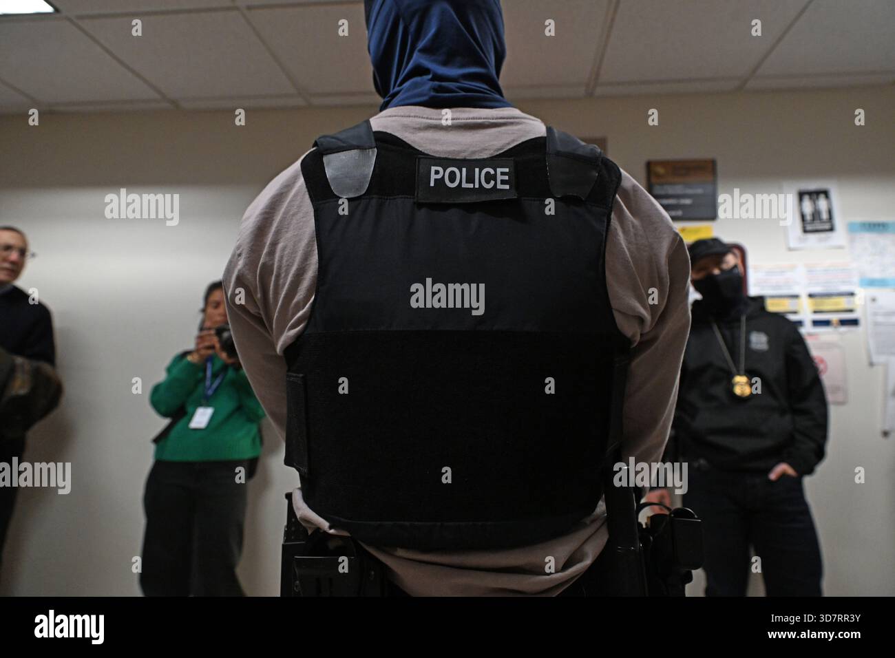 Photo by: Andrea Renault/STAR MAX/IPx 2025 11/25/25 In the hallways ...