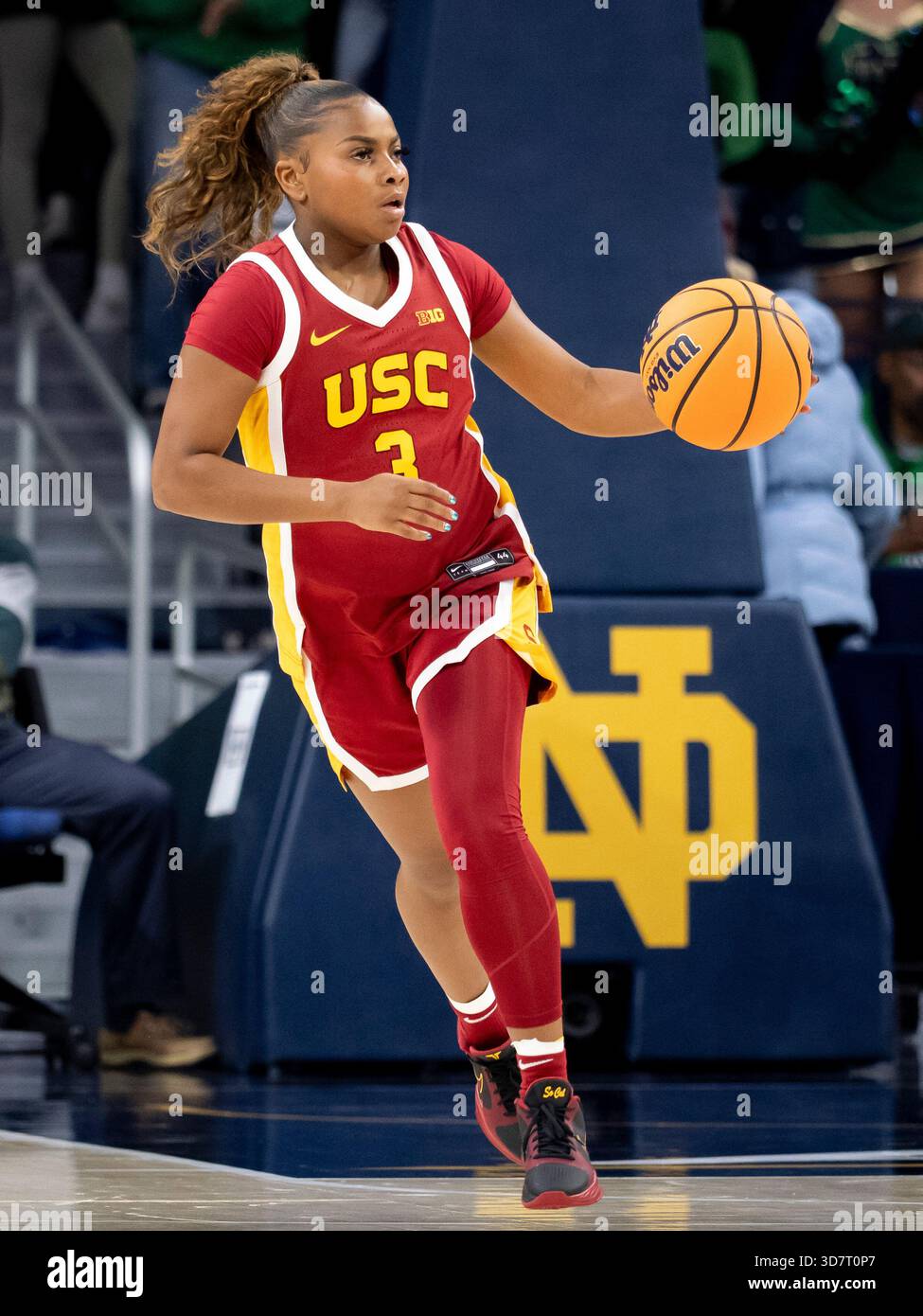 SOUTH BEND, IN - NOVEMBER 21: Southern California Trojans guard Londynn ...