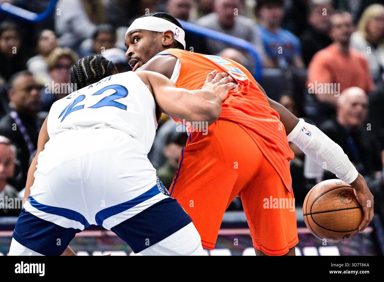 Oklahoma City Thunder guard Shai Gilgeous-Alexander (2) looks to drive ...