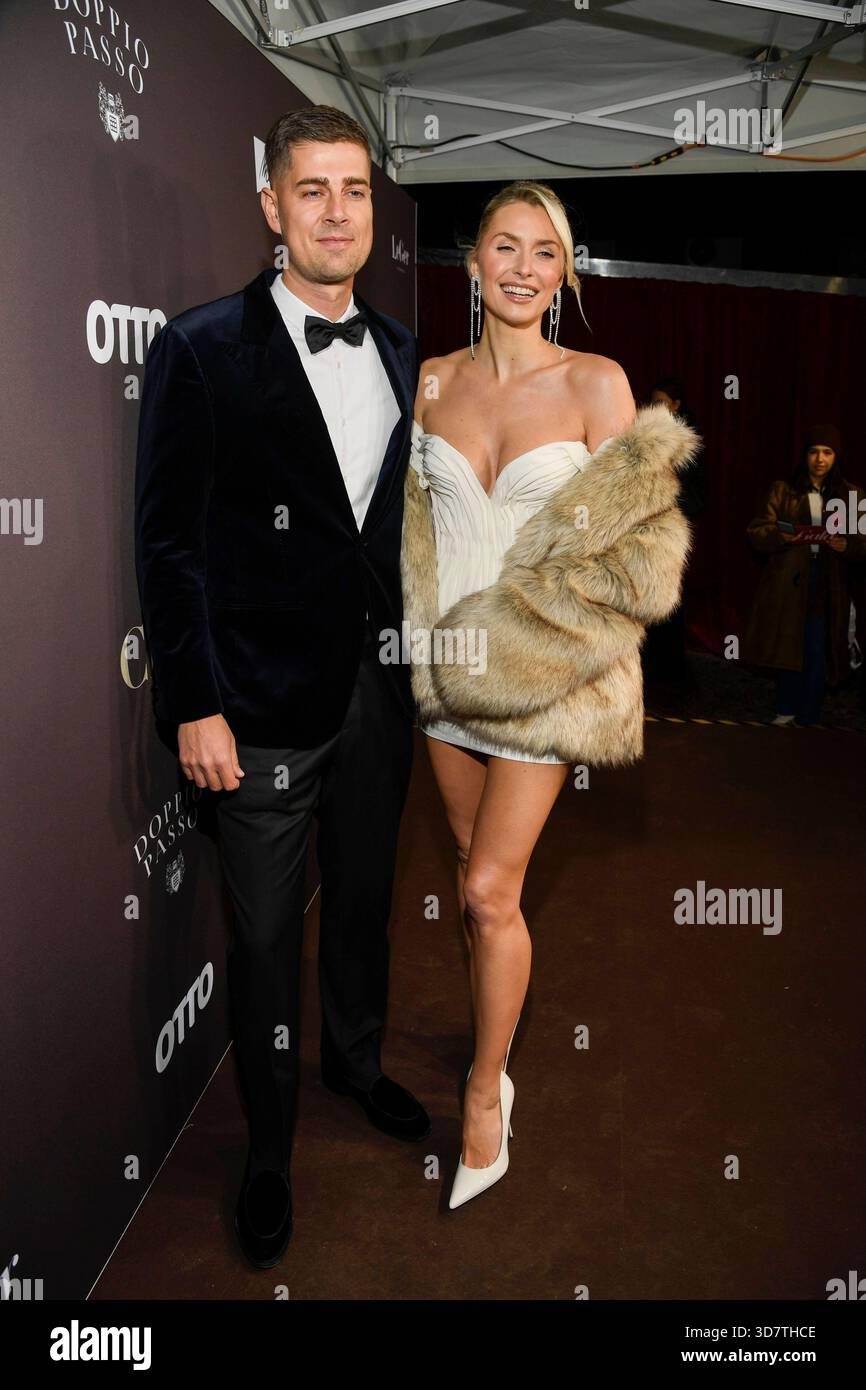 Berlin/abb- Lena Gercke Model Gastgeberin mit Freund Dustin Schöne ...