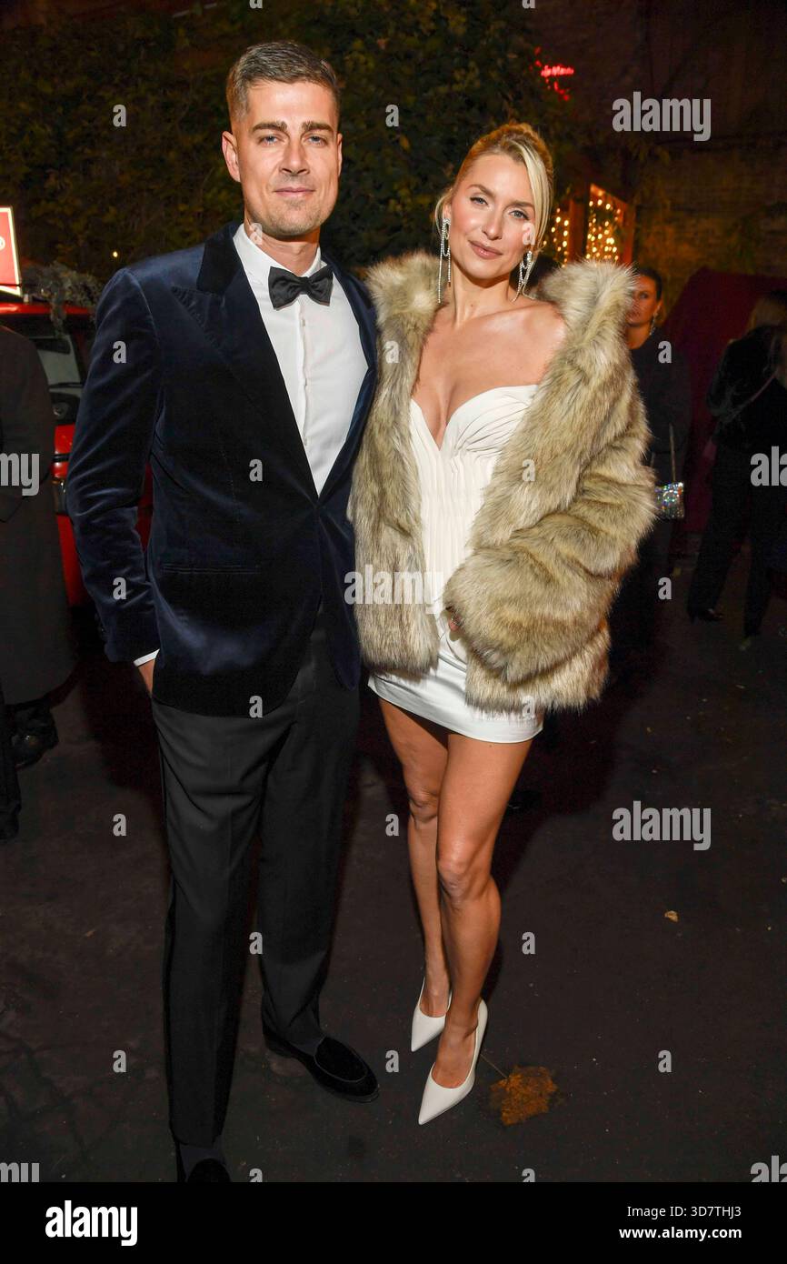 Berlin/abb- Lena Gercke Model Gastgeberin mit Freund Dustin Schöne ...