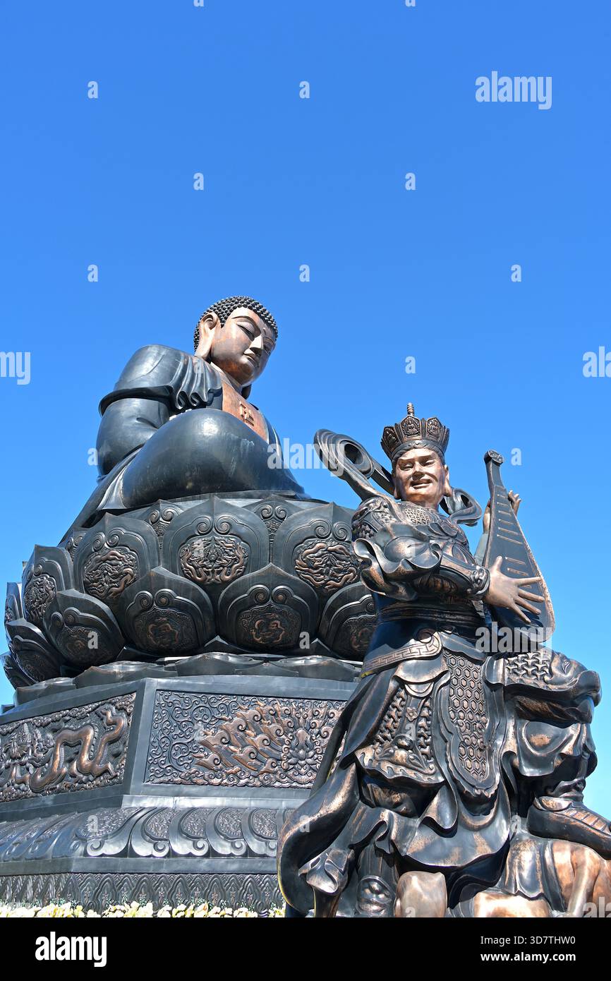 The Dharmapala or celestial Heavenly King of the East, Dhrtarastra ...