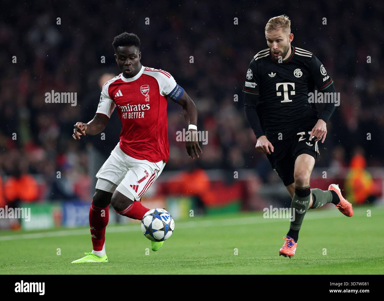 London, England, 26th November 2025. Bukayo Saka of Arsenal during the ...