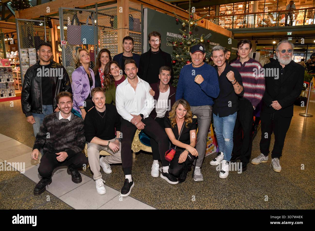 Berlin-abb/ Guest, Felix Nieder, Annika Ernst, Daniel Sommer, Rebecca Immanuel, Ronja Forcher ...