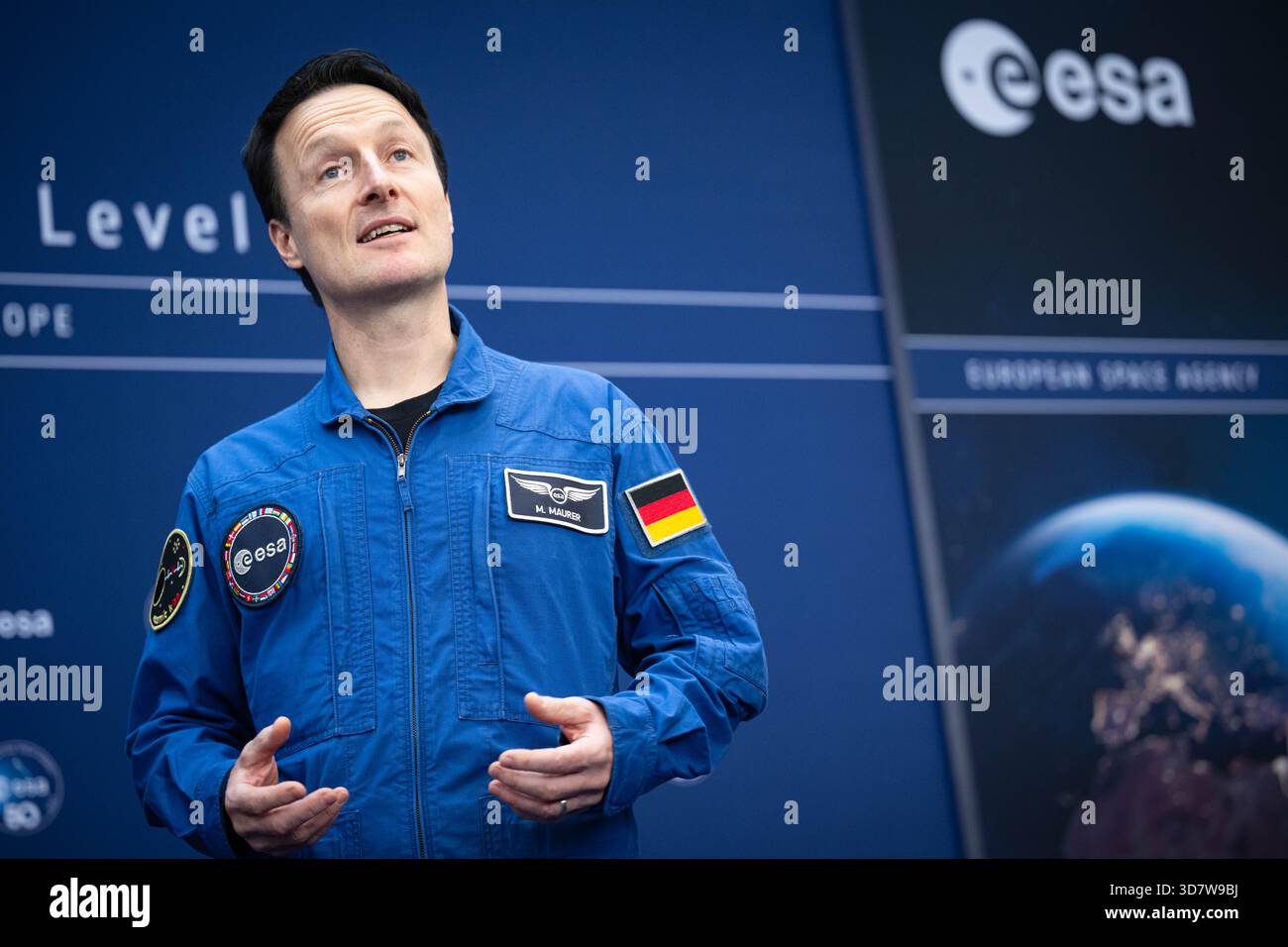 PRODUCTION - 26 November 2025, Bremen: Astronaut Matthias Maurer at the ...
