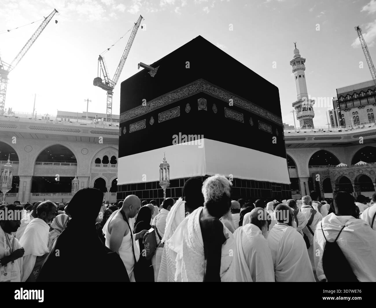 Grand mosque saudi arabia Black and White Stock Photos & Images - Alamy