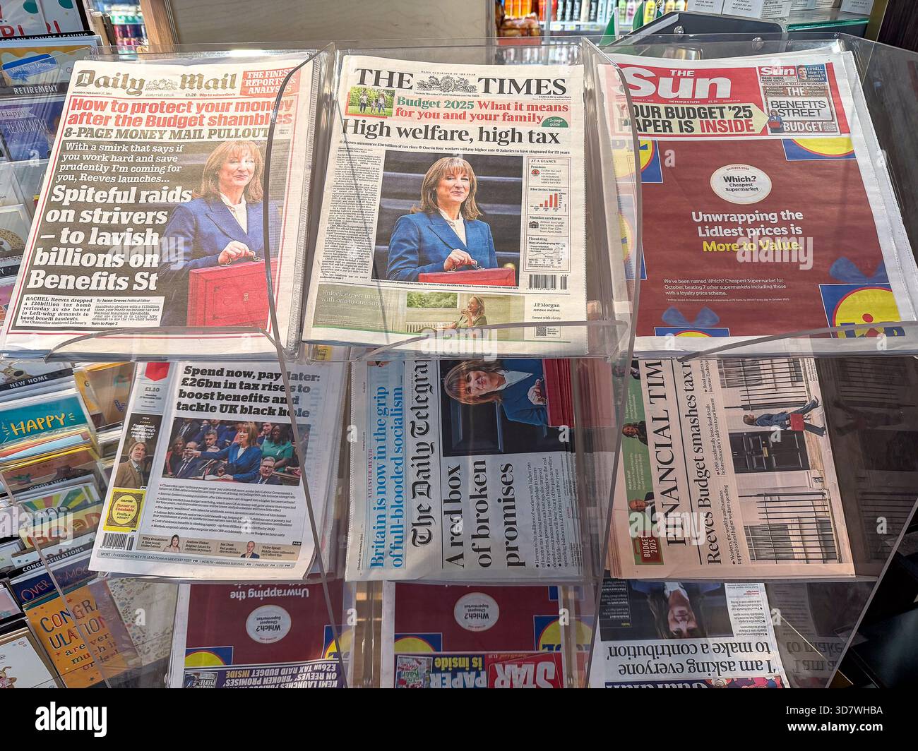 Autumn budget 2025 rachel reeves hi-res stock photography and images ...
