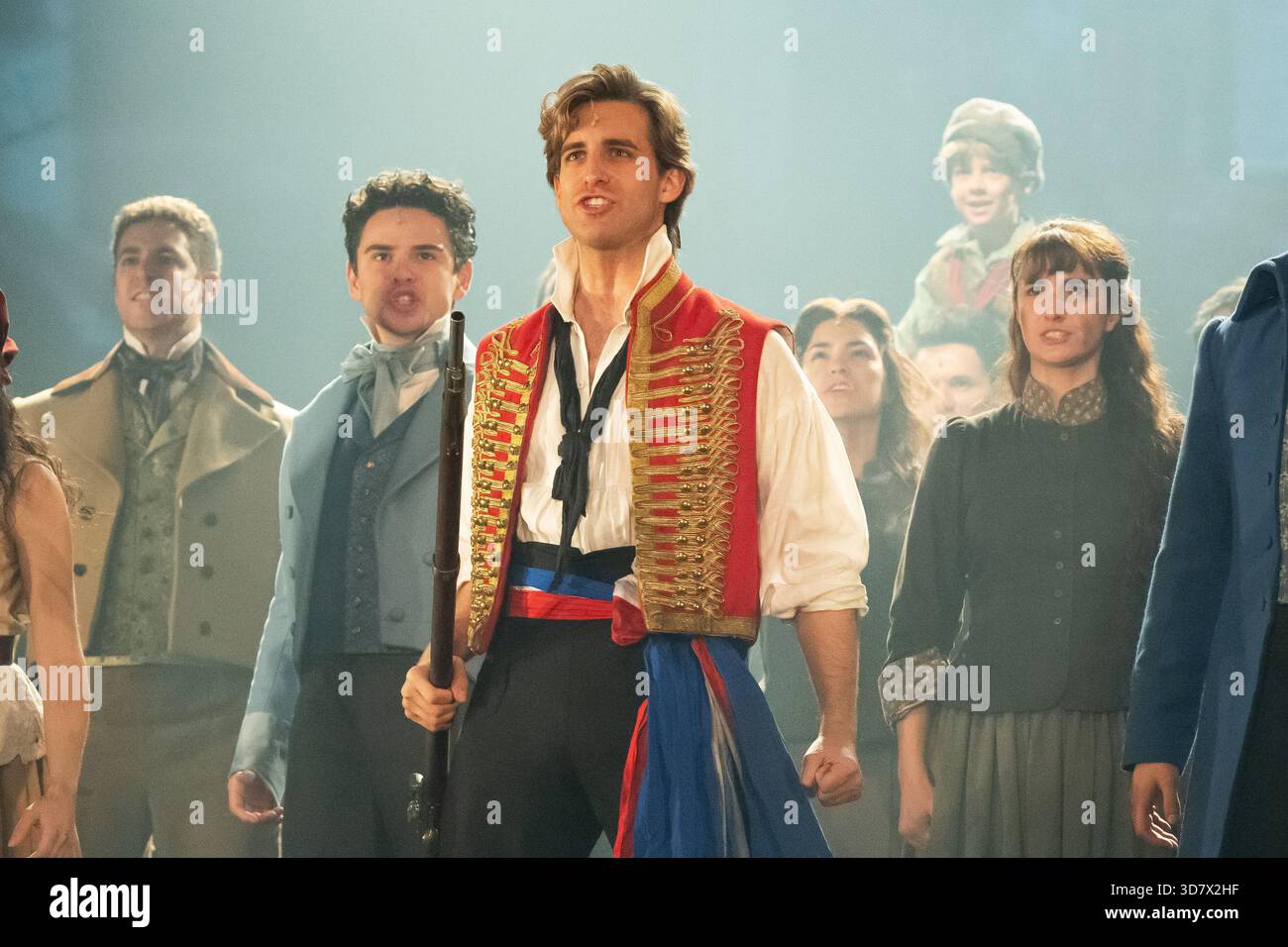 Actors during the presentation of the musical "Los Miserables" at the ...