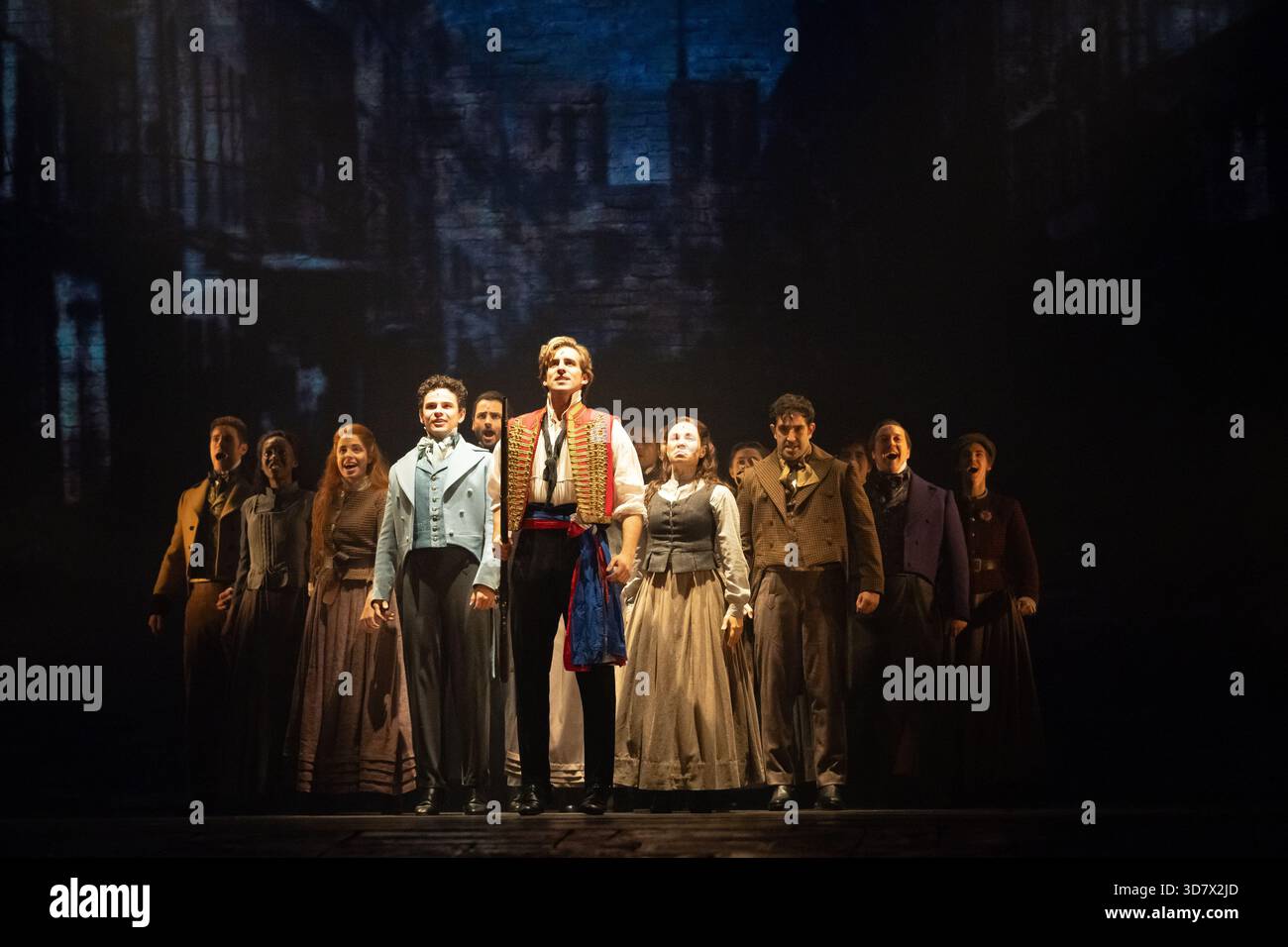 Actors during the presentation of the musical "Los Miserables" at the ...