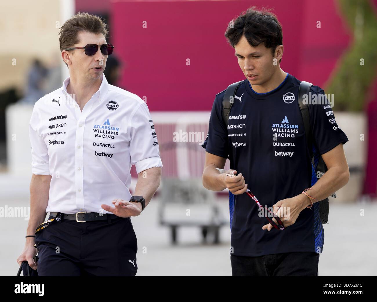DOHA - Team principal James Vowles and Alexander Albon (Williams ...
