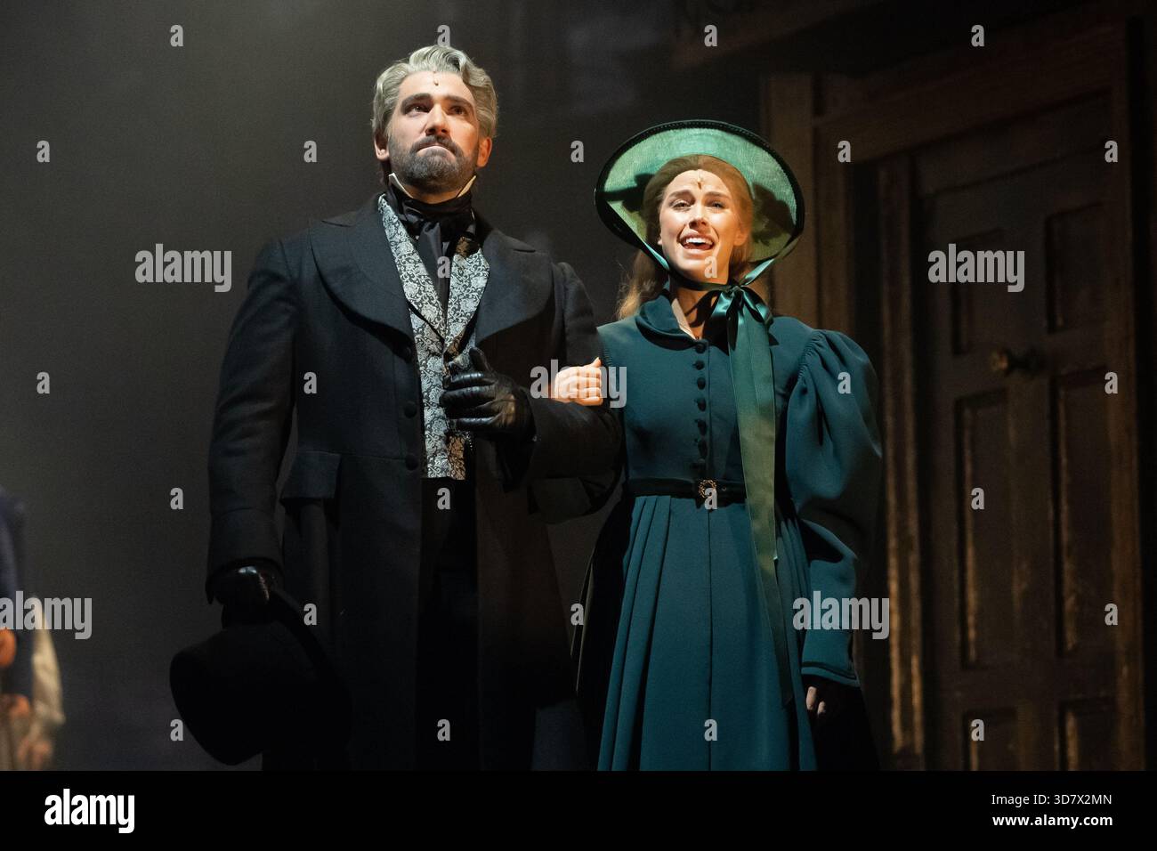 Actors during the presentation of the musical "Los Miserables" at the ...
