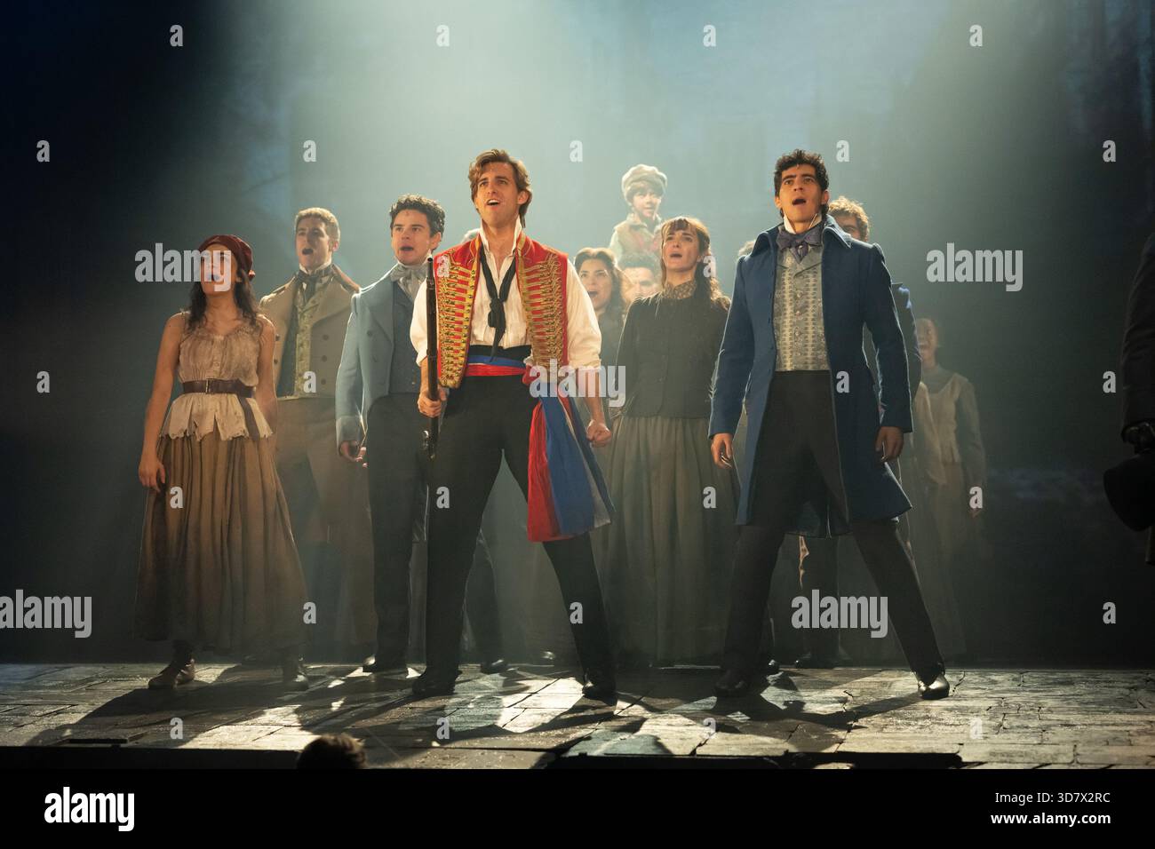 Actors during the presentation of the musical "Los Miserables" at the ...