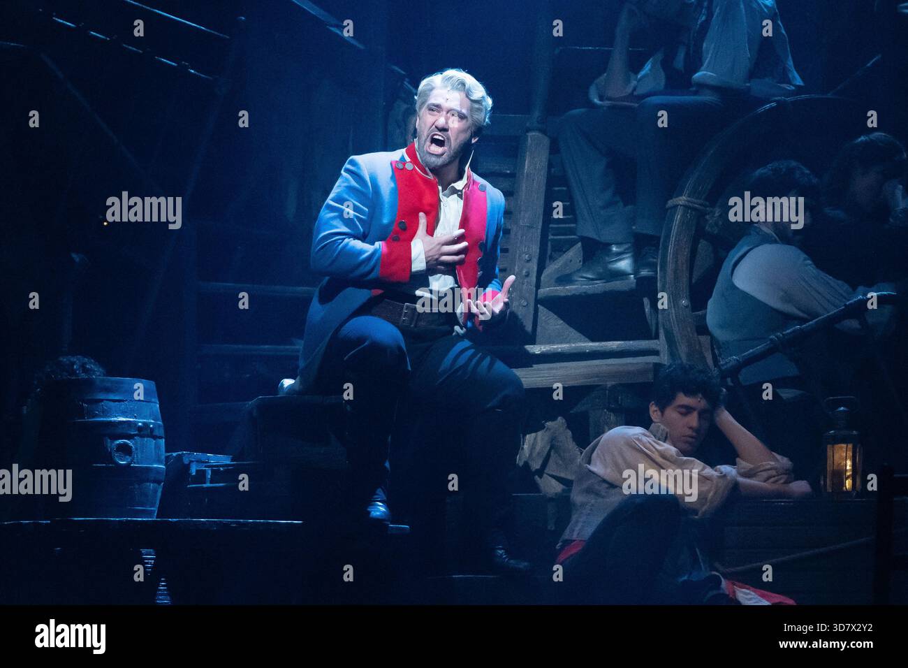 Actors during the presentation of the musical "Los Miserables" at the ...