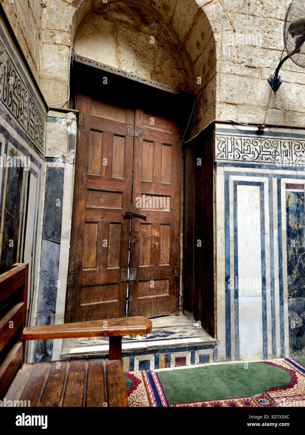 Inside the mosque The Sultan al-Ghuri Complex, a monumental Islamic ...