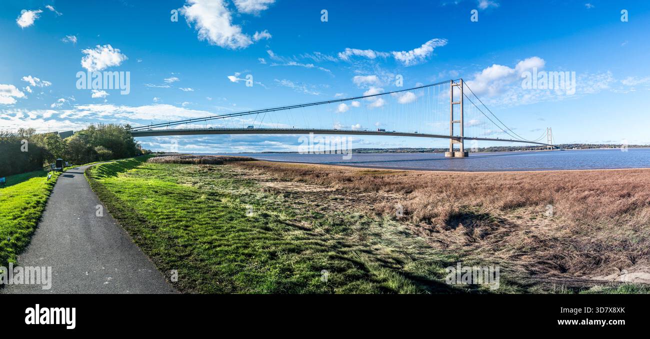 Impressive river humber suspension bridge hi-res stock photography and ...