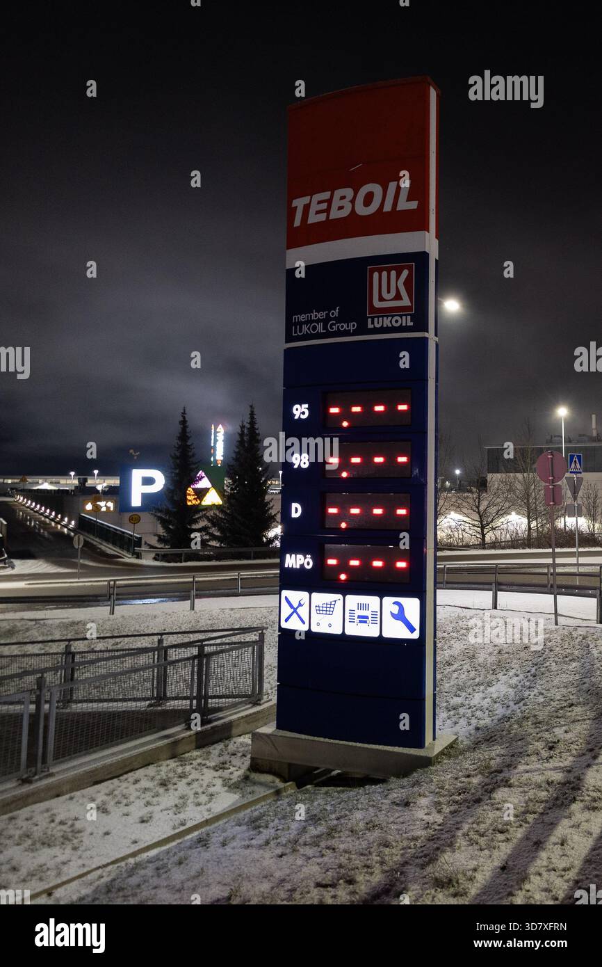 November 26, 2025, Kirkkonummi, Uusimaa, Finland: A Teboil fuel station ...