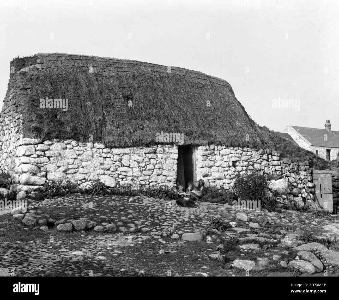 Thatched roof on stone Black and White Stock Photos & Images - Alamy
