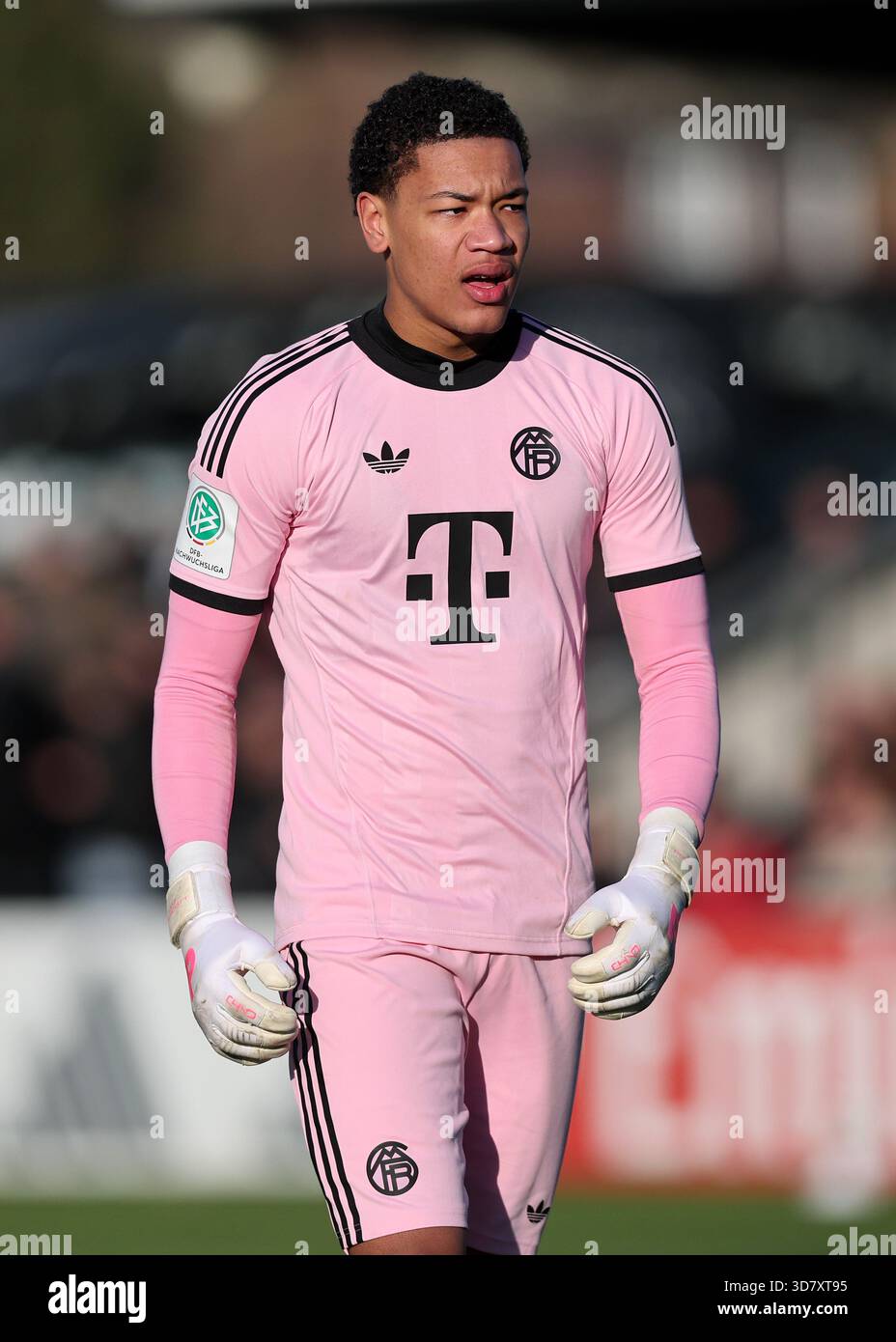 Borehamwood, England, 26th November 2025. Leonard Prescott of Bayern ...