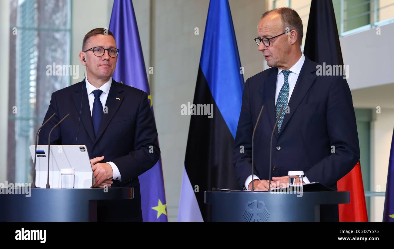 Berlin, Germany, 27th Nov. 2025. Press conference by Federal Chancellor ...