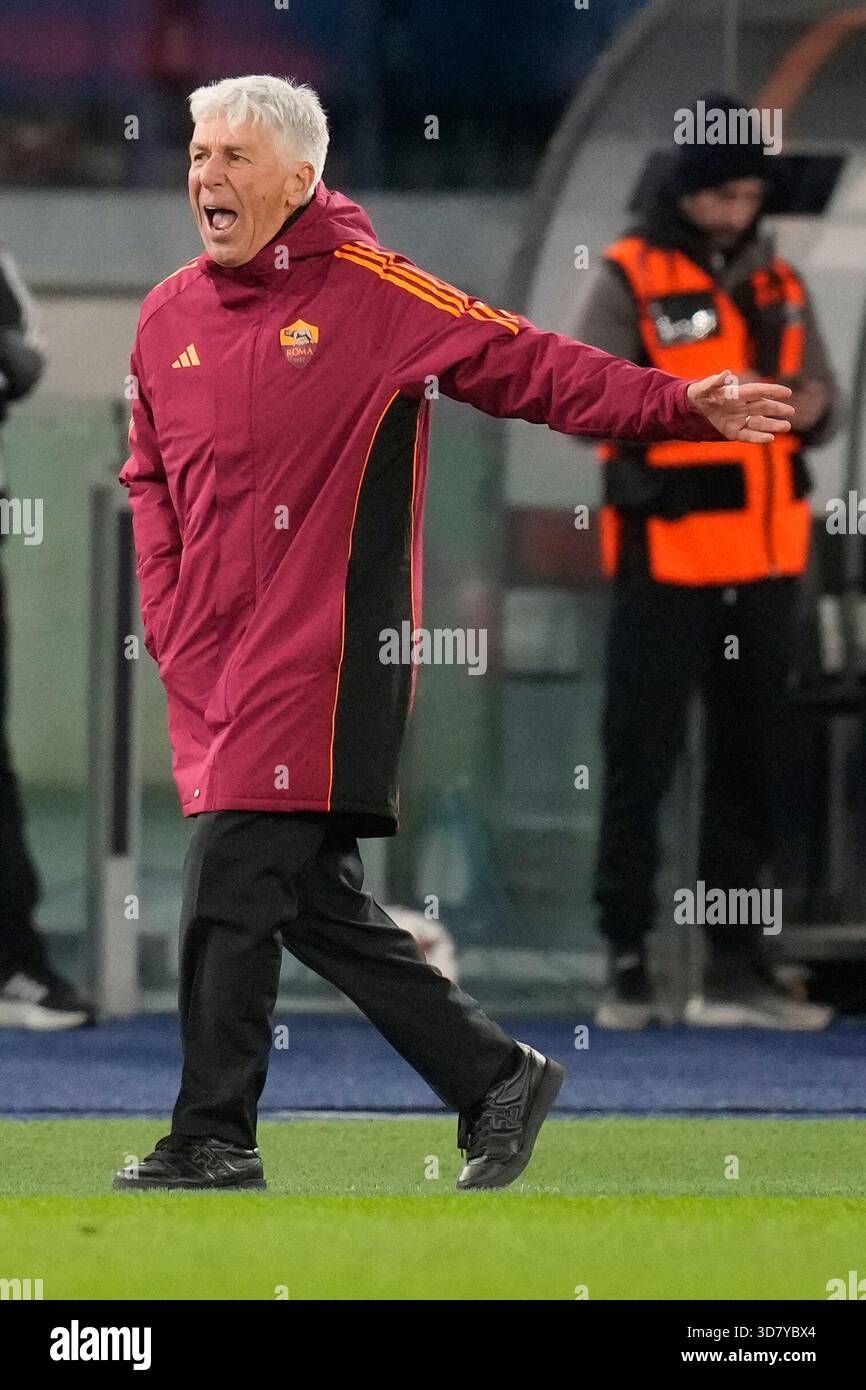 Roma's head coach Gian Piero Gasperini gestures during the Europa ...