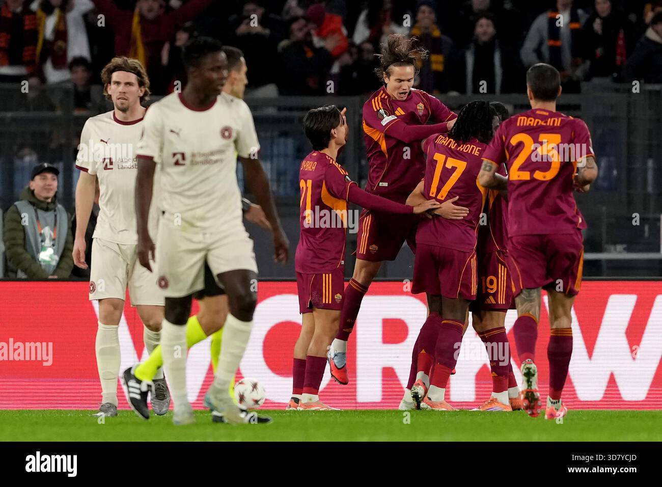 Neil El Aynaoui of AS Roma celebrates after scoring the goal of 1-0 ...