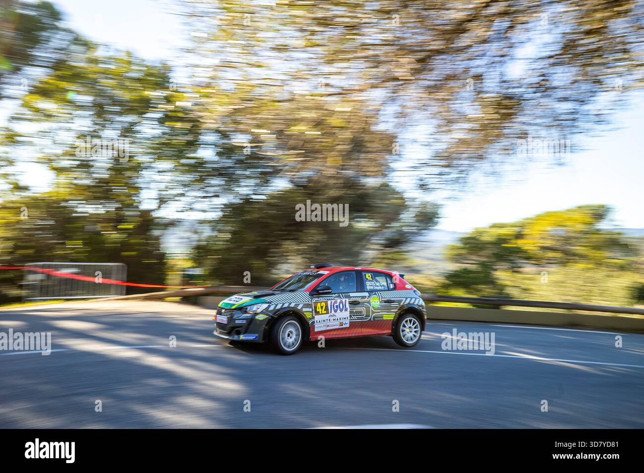 42 COSTE Loic, PERRIN Christelle, Peugeot 208 Rally4, PH Sport by ...