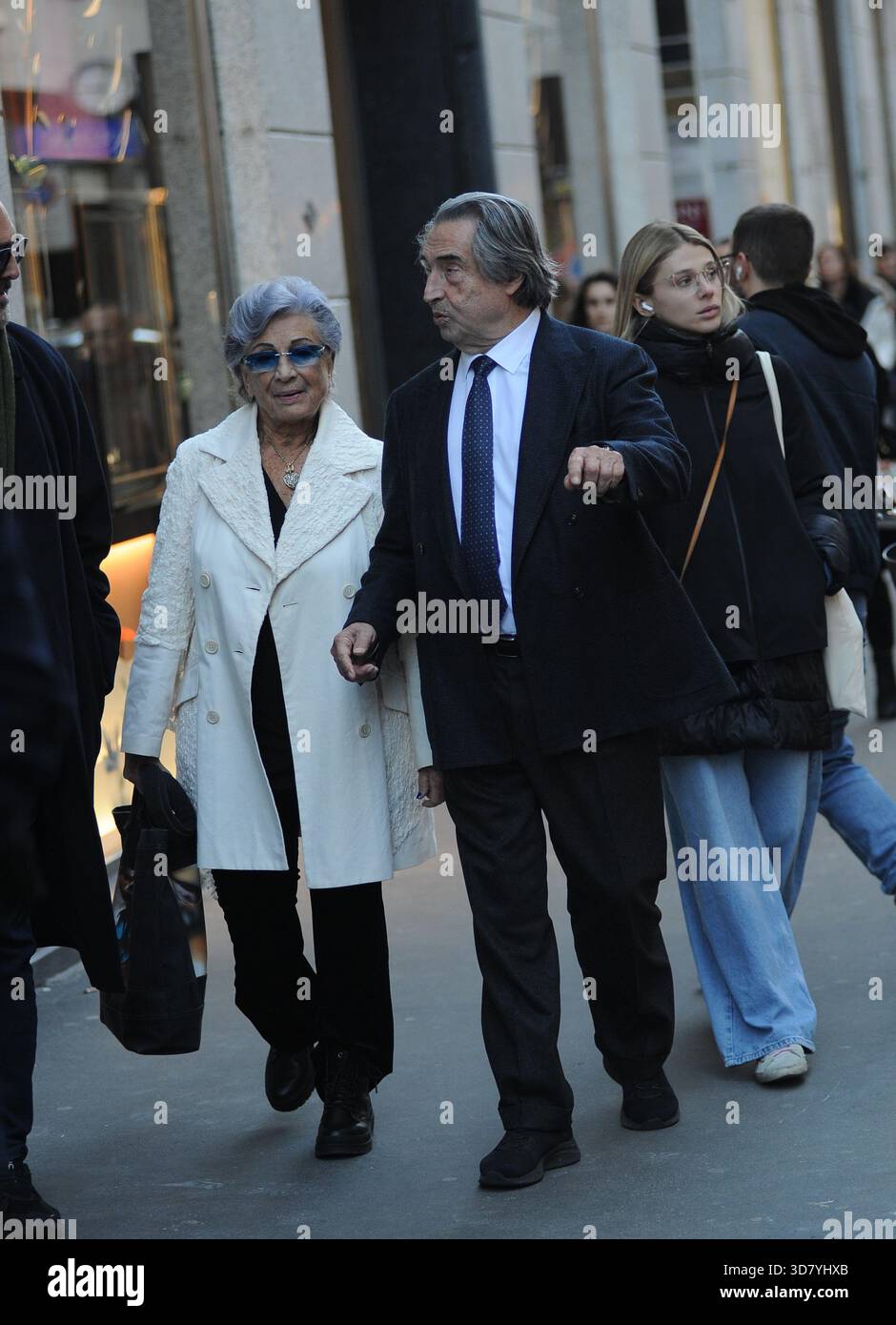 Maestro Riccardo Muti strolls through the city center with his wife ...