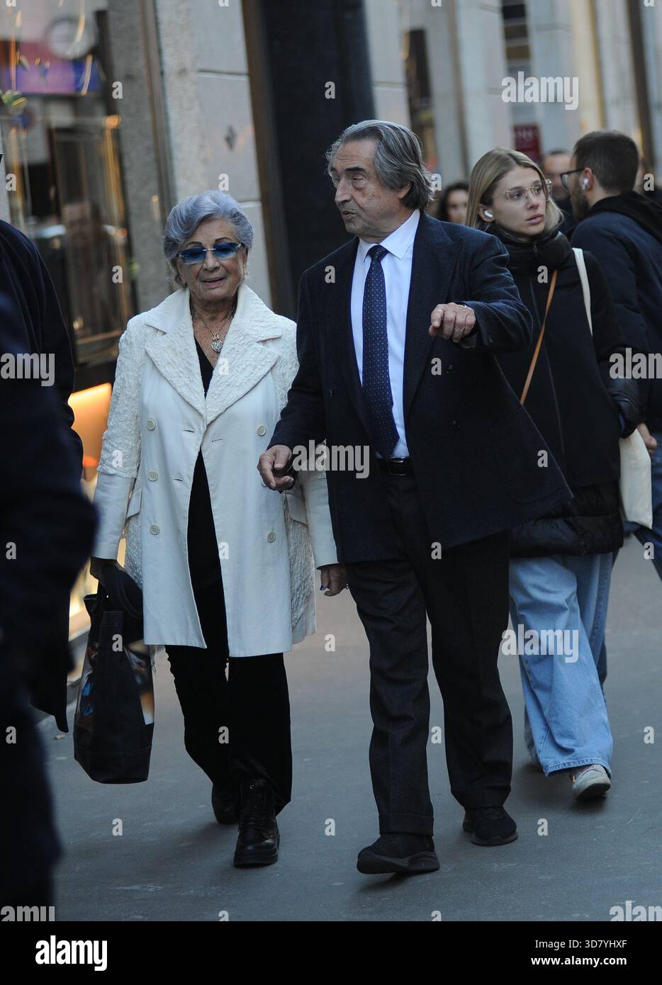 Maestro Riccardo Muti strolls through the city center with his wife ...